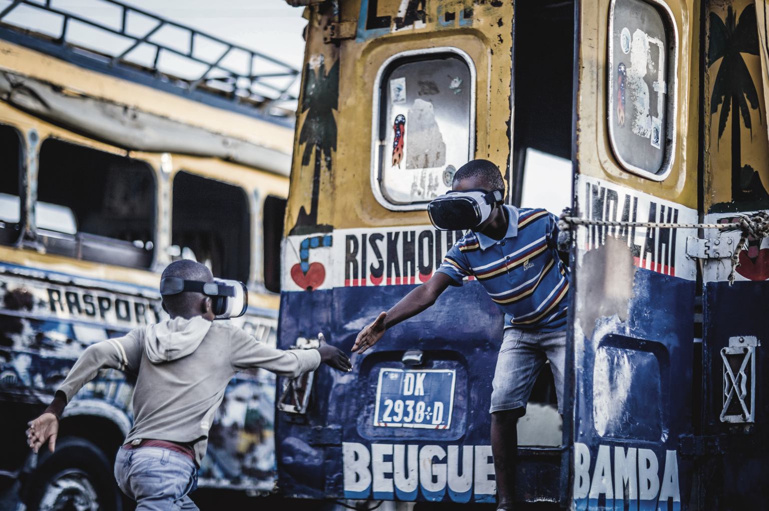 Forbes Afrique I Culture I Alun Be, chantre de l’interdisciplinarité