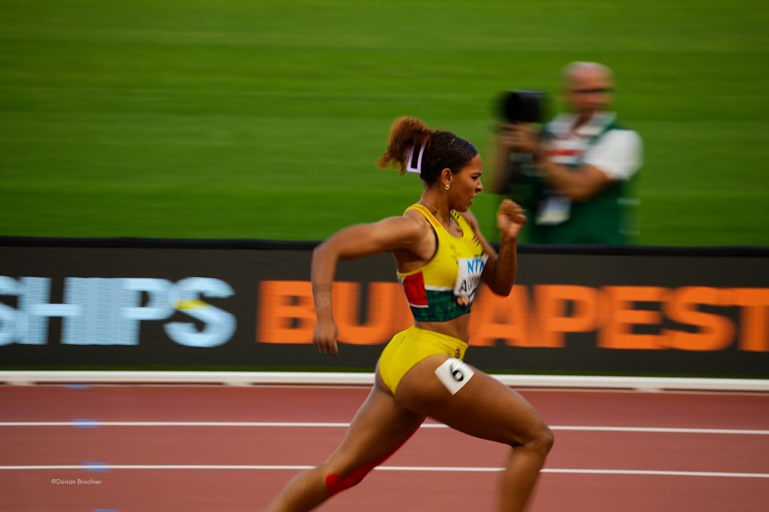 Forbes Afrique I Sport I JO 2024 I Naomi Akakpo, Togo